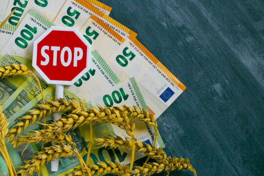 Stopptafel Bilder – Durchsuchen 126,232 Archivfotos, Vektorgrafiken und ...