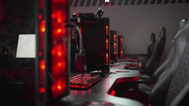 "Cyber Cafe" Images – Browse 6,050 Stock Photos, Vectors, and Video ...