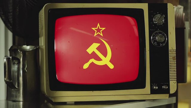 Afbeeldingen over "Ussr Flag" – Blader in stockfoto's, vectoren en ...