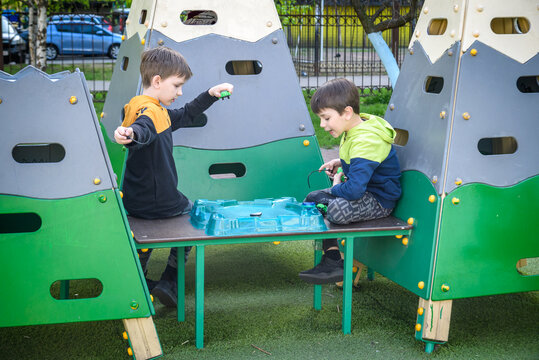 Triggered Images – Parcourir 158,417 le catalogue de photos, vecteurs ...