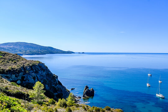 Festland bilder – Bläddra bland 3,550 stockfoton, vektorer och videor ...