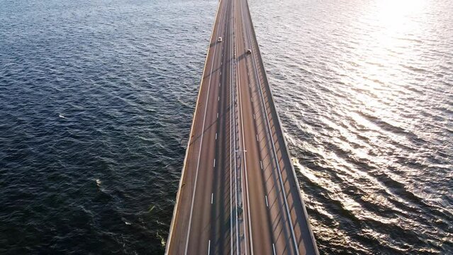 "Long Shot 影像 – 瀏覽 255,889 個素材庫相片、向量圖和影片 | Adobe Stock