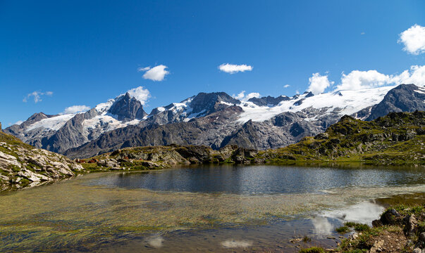 Haute-Alpes-Bilder: Stock-Fotos & -Videos. | Adobe Stock