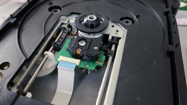 Imágenes de "Dvd Player": descubre bancos de fotos, ilustraciones ...