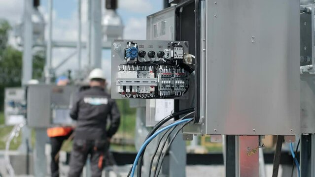 Electrical Substation Worker Images – Browse 6,571 Stock Photos ...