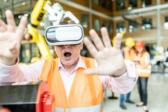 Fascinated Images – Browse 623,452 Stock Photos, Vectors, and Video ...