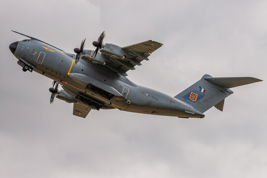 รูปภาพFour-Engine – เลือกดูภาพถ่ายสต็อก เวกเตอร์ และวิดีโอ582 | Adobe Stock