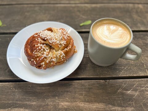 Fika bilder – Bläddra bland 6,756 stockfoton, vektorer och videor ...