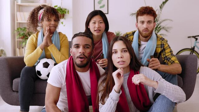 People Watching Soccer Images – Browse 33,826 Stock Photos, Vectors ...