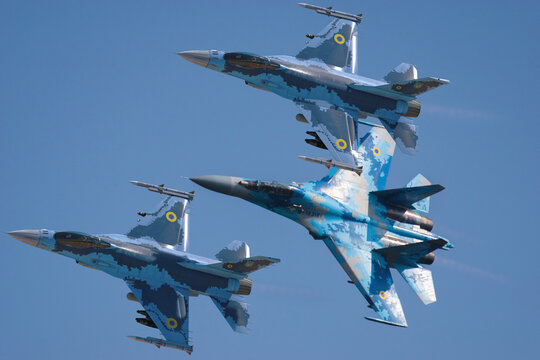 Flanker bilder – Bläddra bland 1,247 stockfoton, vektorer och videor ...