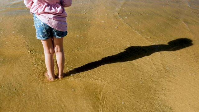 Imagens de Ankle-Deep – Explore Fotografias do Stock, Vetores e Vídeos ...