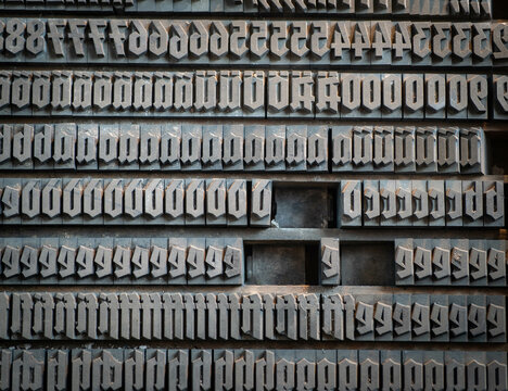 Metal Movable Type