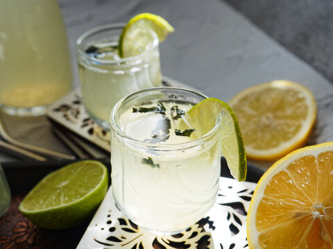 Citronade bilder – Bläddra bland 346 stockfoton, vektorer och videor ...
