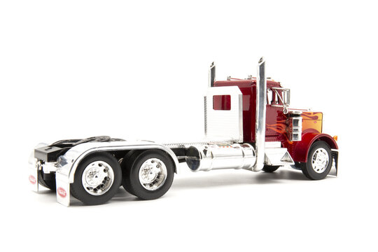 Peterbilt Bilder – Durchsuchen 329 Archivfotos, Vektorgrafiken und ...