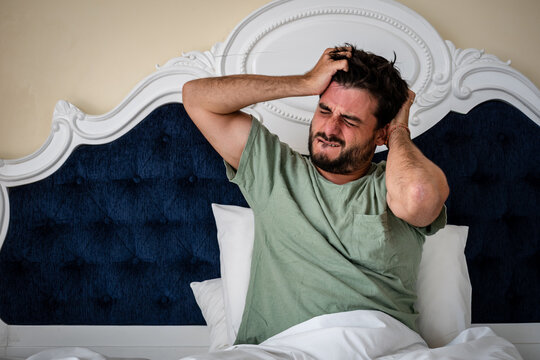 Levantandose Images – Browse 9 Stock Photos, Vectors, and Video | Adobe ...