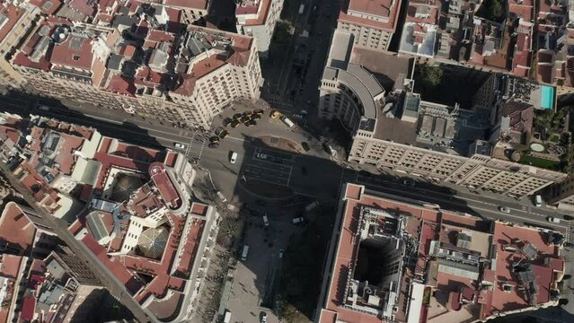 Maura Bilder – Durchsuchen 766 Archivfotos, Vektorgrafiken und Videos ...