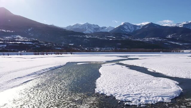 「Embrun」の写真素材 | 4,808件の無料イラスト画像 | Adobe Stock