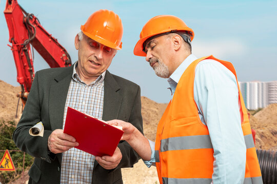 Baggerführer Bilder – Durchsuchen 315 Archivfotos, Vektorgrafiken und ...