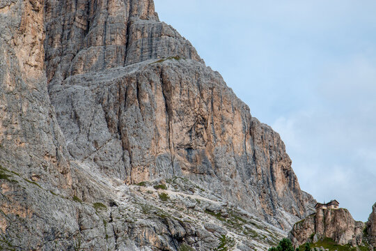 รูปภาพDolomitic – เลือกดูภาพถ่ายสต็อก เวกเตอร์ และวิดีโอ3,996 | Adobe Stock