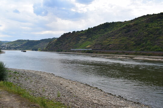 Rheinpegel bilder – Bläddra bland 157 stockfoton, vektorer och videor ...
