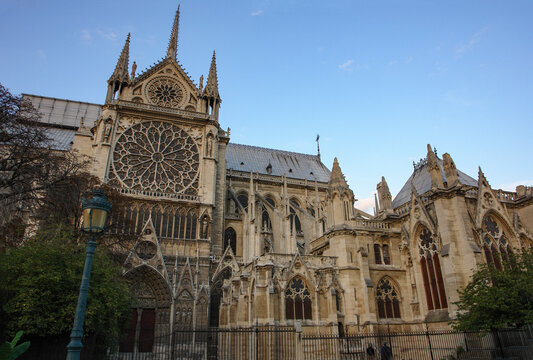 ノートルダム Images – Browse 793 Stock Photos, Vectors, and Video | Adobe Stock