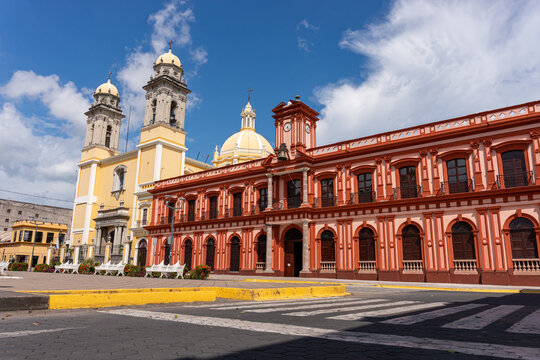 รูปภาพColima – เลือกดูภาพถ่ายสต็อก เวกเตอร์ และวิดีโอ15,160 | Adobe Stock