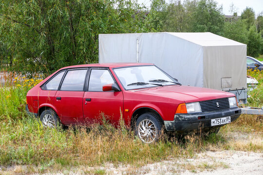 Imágenes de Aleko: descubre bancos de fotos, ilustraciones, vectores y ...