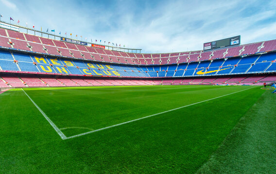 รูปภาพFcb – เลือกดูภาพถ่ายสต็อก เวกเตอร์ และวิดีโอ737 | Adobe Stock