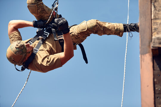 Rapelling Imagens – Procure 19,410 fotos, vetores e vídeos | Adobe Stock