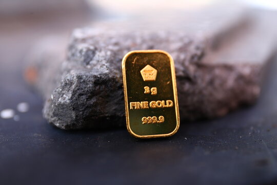 "Fine Gold" Images – Browse 1,346 Stock Photos, Vectors, and Video ...