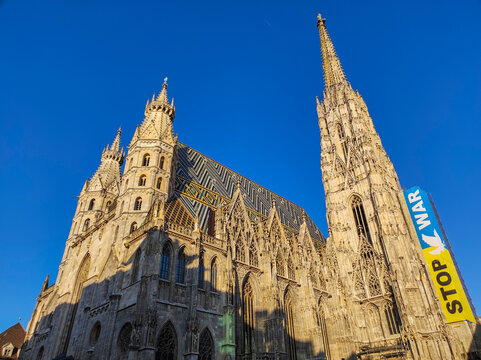 Stephanskirche Bilder – Durchsuchen 3,942 Archivfotos, Vektorgrafiken ...