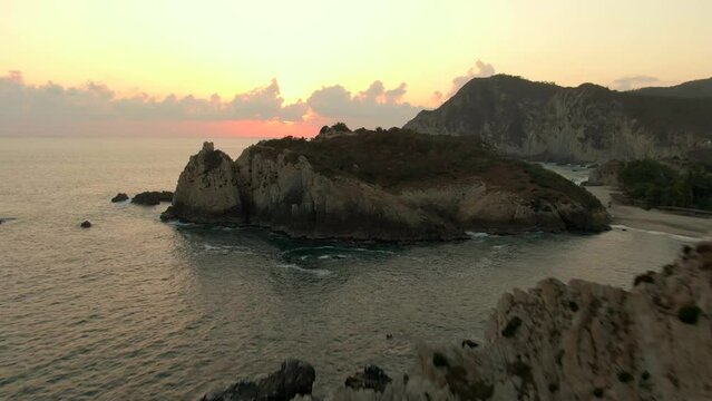 Maruata-Bilder: Stock-Fotos & -Videos. | Adobe Stock