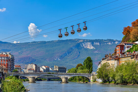 Grenoble-Bastille Images – Browse 285 Stock Photos, Vectors, and Video ...