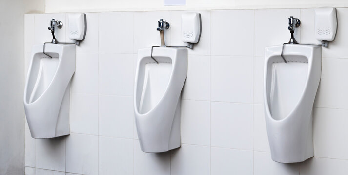 Pipi-Room-Bilder: Stock-Fotos & -Videos. | Adobe Stock