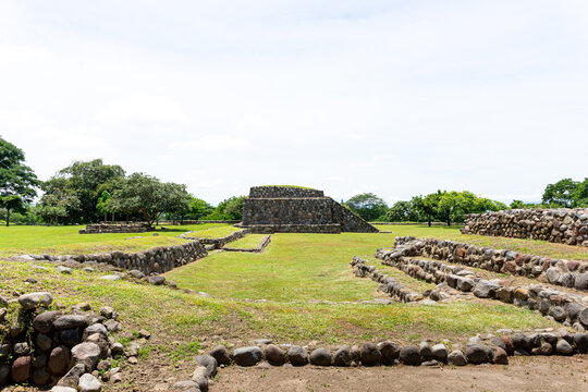 Capacha Images – Browse 15 Stock Photos, Vectors, and Video | Adobe Stock