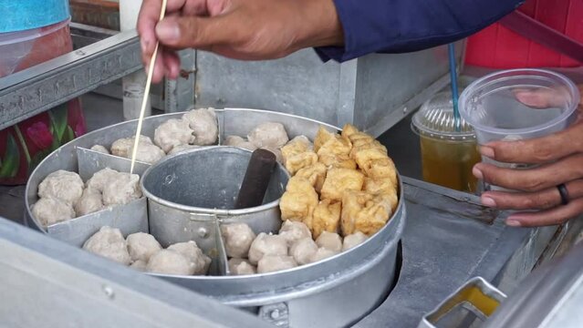 Baso Bilder – Durchsuchen 1,364 Archivfotos, Vektorgrafiken und Videos ...