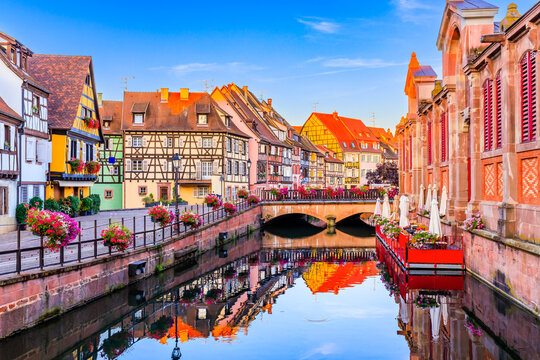 รูปภาพColmar – เลือกดูภาพถ่ายสต็อก เวกเตอร์ และวิดีโอ21,749 | Adobe Stock
