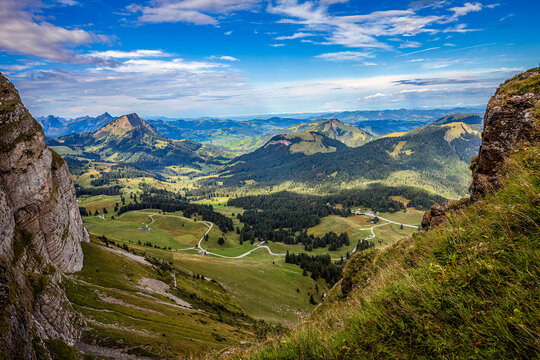 Schwägalp Bilder – Durchsuchen 1,737 Archivfotos, Vektorgrafiken und ...