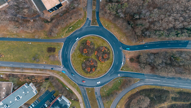 Rond-Point Images – Browse 801 Stock Photos, Vectors, and Video | Adobe ...