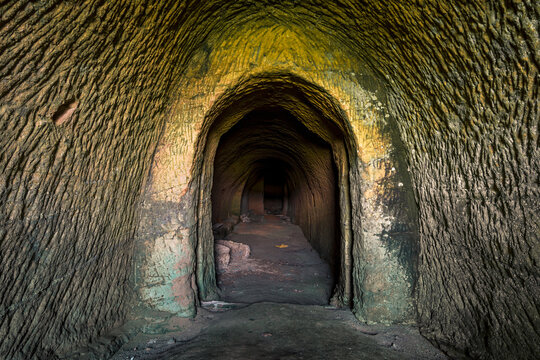 Stollenbau-Bilder: Stock-Fotos & -Videos. | Adobe Stock