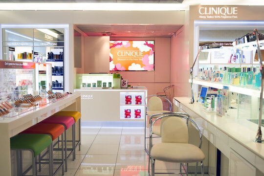 Clinique Images – Browse 6,966 Stock Photos, Vectors, and Video | Adobe ...