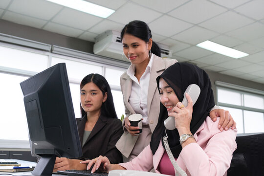 Ffice Bilder – Durchsuchen 155 Archivfotos, Vektorgrafiken und Videos | Adobe Stock