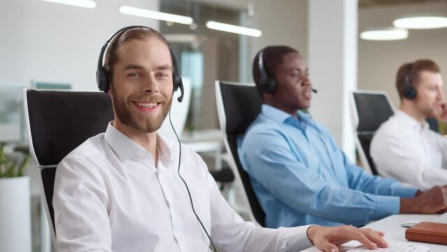 "Back Office" Images – Browse 2,925 Stock Photos, Vectors, and Video ...