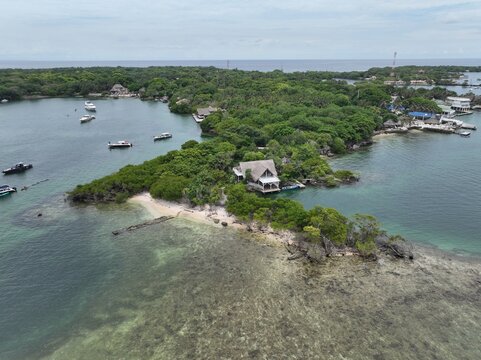 รูปภาพBaru – เลือกดูภาพถ่ายสต็อก เวกเตอร์ และวิดีโอ5,292 | Adobe Stock