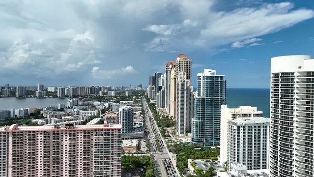 City-Life Images – Browse 1,029 Stock Photos, Vectors, and Video ...