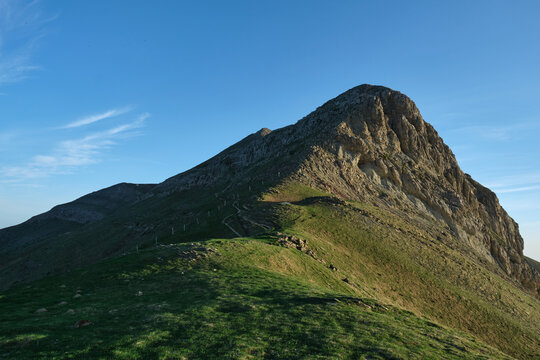 รูปภาพLarrau – เลือกดูภาพถ่ายสต็อก เวกเตอร์ และวิดีโอ378 | Adobe Stock