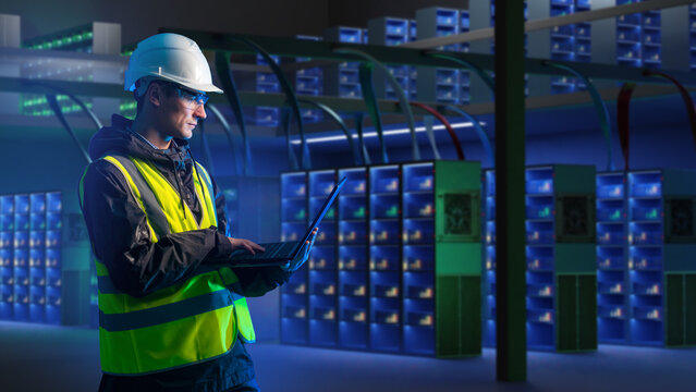 "Data Center" Engineer Images – Browse 246,934 Stock Photos, Vectors ...