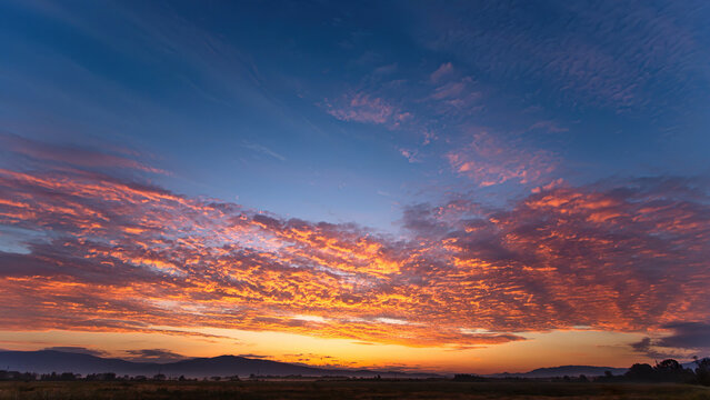 "Golden Time" Immagini - Sfoglia 1,203 foto, vettoriali e video Stock ...
