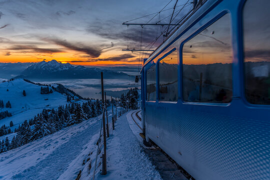 Rigibahn Bilder – Durchsuchen 844 Archivfotos, Vektorgrafiken und ...
