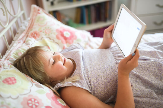 Down Syndrome Tablet Images – Browse 835 Stock Photos, Vectors, and ...